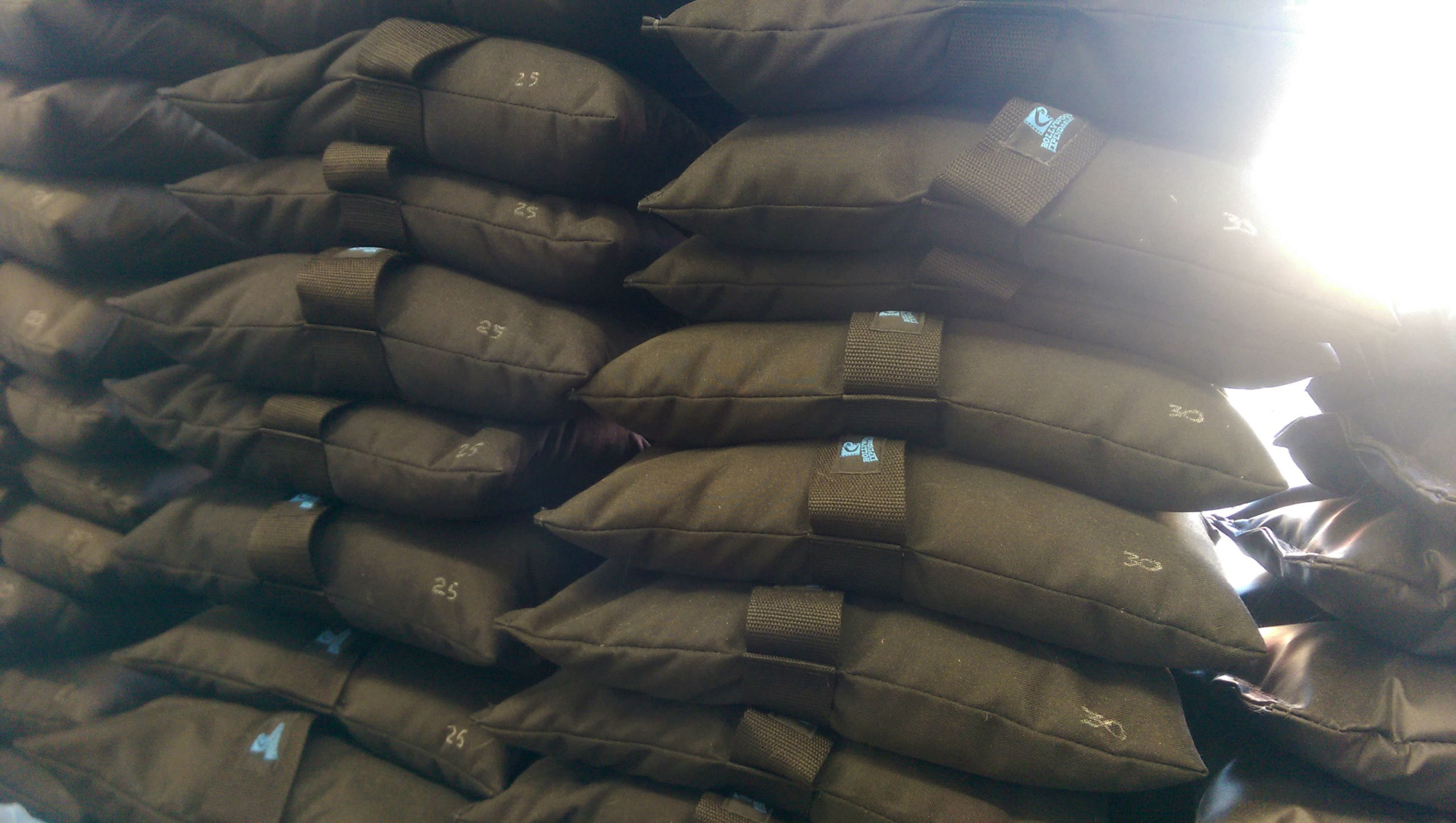 Sand Bag Canvas EZ-Lift | Hollywood Expendables